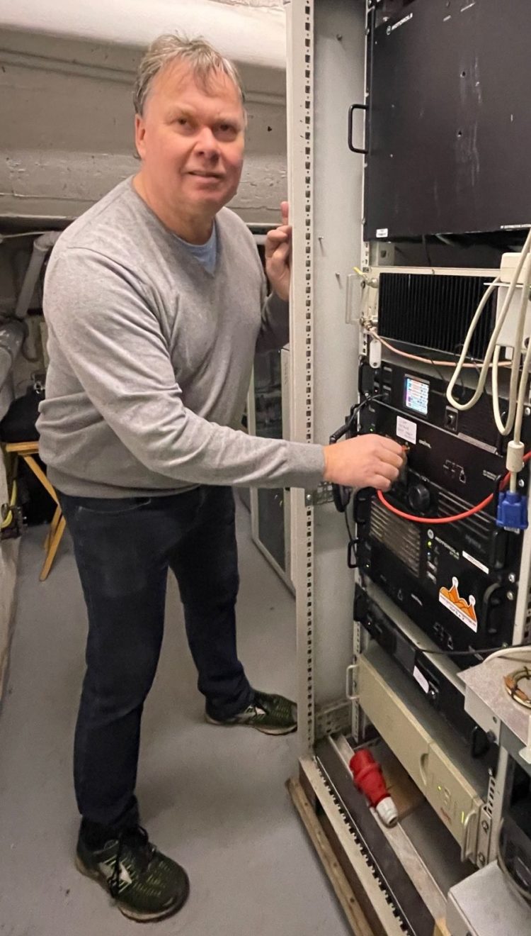 Neue Dualmode FM/D-Star-Relais jetzt auf 23 und 70cm qrv ...